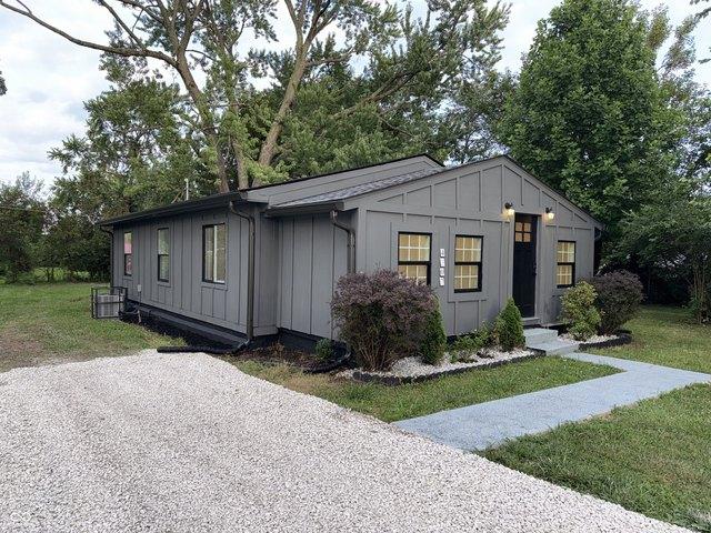 4307 S Lynhurst Dr, Indianapolis, IN 46221