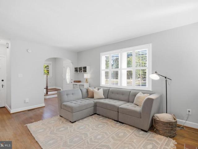 4308 East West Highway