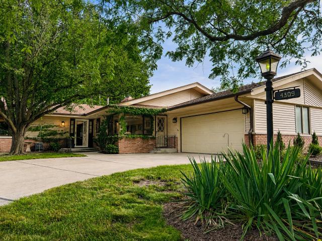 4309 Dunbar Place