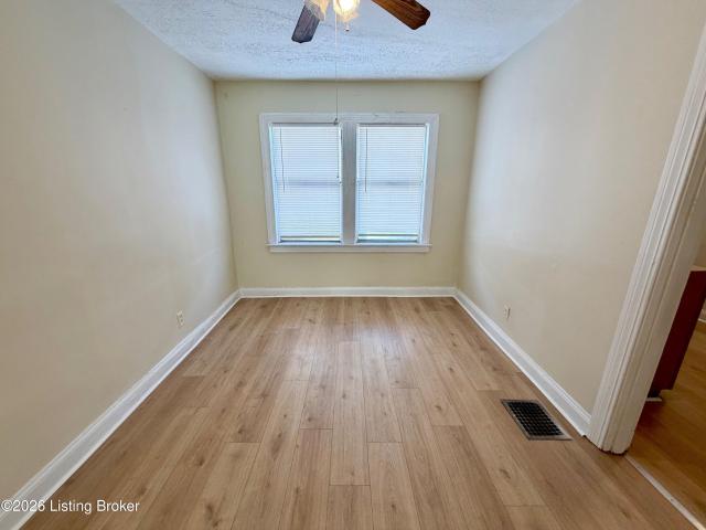 4309 Elliott Ave 1