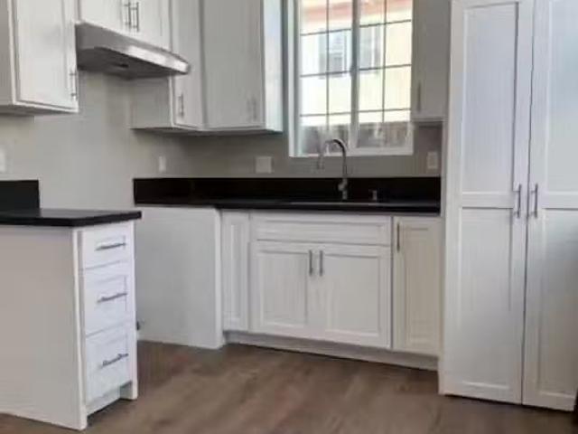 4309 Garthwaite, Los Angeles, CA 90008