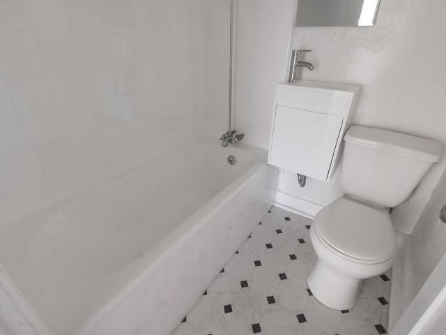 4309 S Main Street Studio Apartment for Rent at 4309 S Main St, Los Angeles, CA 90037