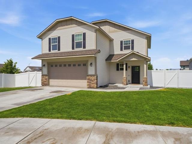 4309 Santa Cruz Ln, Pasco, WA 99301