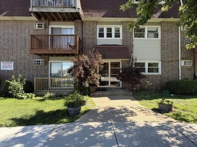 4309 W Park Lane Dr Apt 2C, Alsip, IL 60803
