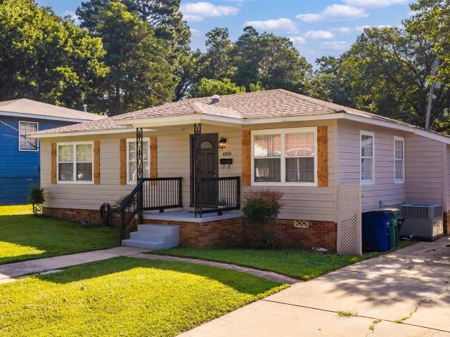 4300 N Cypress
