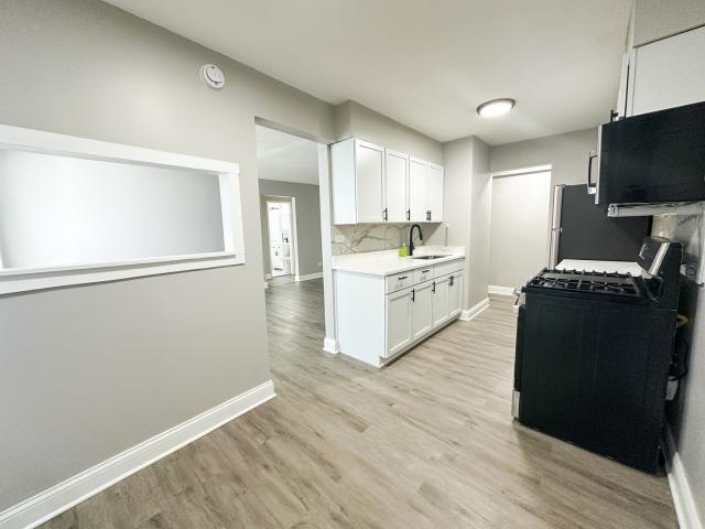 4300 N Keystone Avenue # 1B