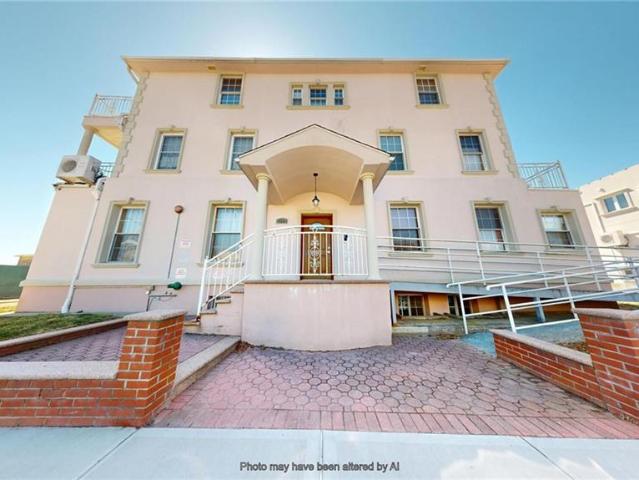 4300 Atlantic Avenue, Unit 7