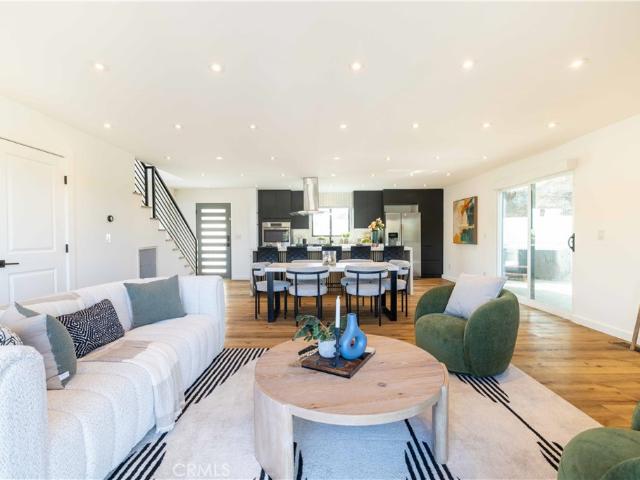 4300 Camello Rd, Woodland Hills, CA 91364 | MLS #DW26045 | Compass