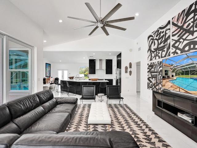 4300 Hunting Trail, Lake Worth, FL 33467 | MLS #R11111