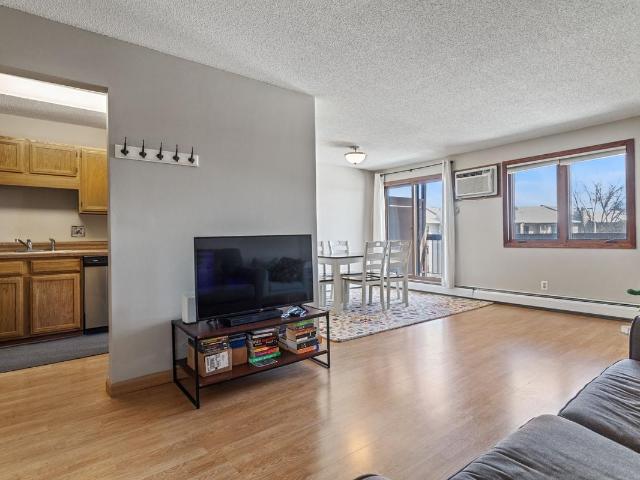 4300 Trenton Ln N, Unit 2319, Plymouth, MN 55442 | Compass