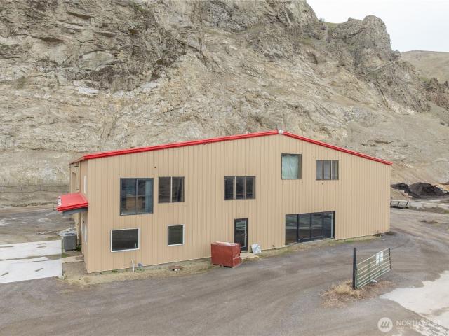 4300 US Hwy 97A