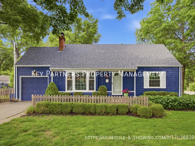 4300 W 71st Ter Beautiful!