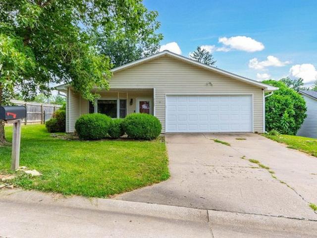 4300 W Brookview Ter, Columbia, MO 65203