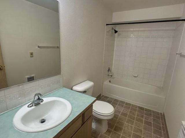 4300 2 Bedroom Apartment for Rent at N Mcdonald Rd, Spokane Valley, WA 99216 Spokane Valley