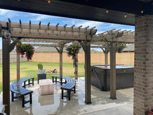 4301 NW 154th Place