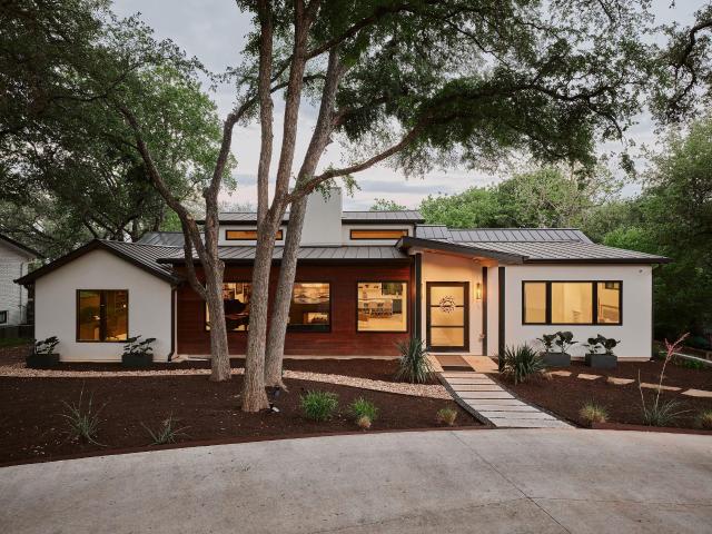 4301 Balcones Dr