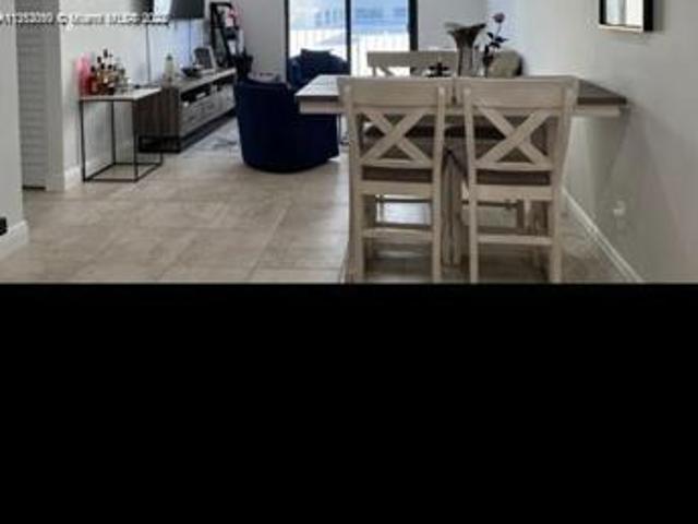 4301 Collins Ave #414, Miami Beach, FL 33140