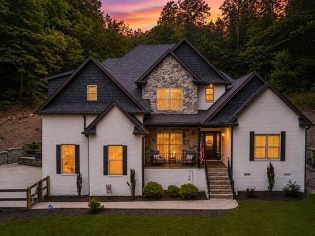 4301 Falcon Ridge Way, Knoxville, TN 37921