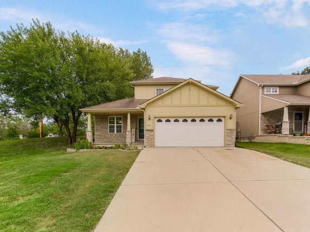 4301 Ironwood Dr, Leavenworth, KS 66048 | MLS #2614 | Compass