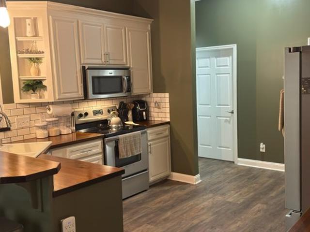 4301 Summer Hill Pl, Valdosta, GA 31602