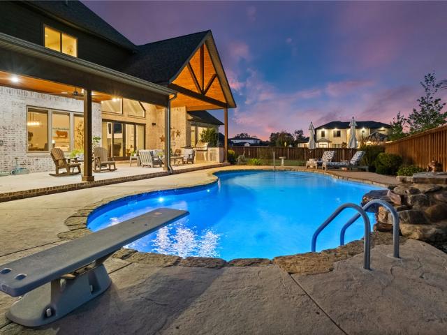 4301 Scissortail Drive