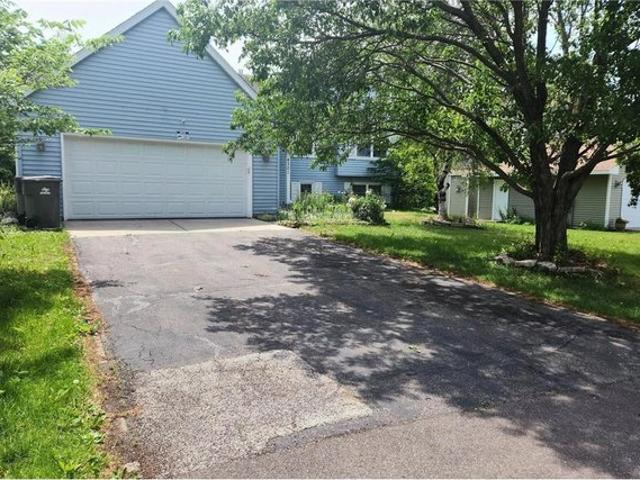 4301 W 144th St, Savage, MN 55378