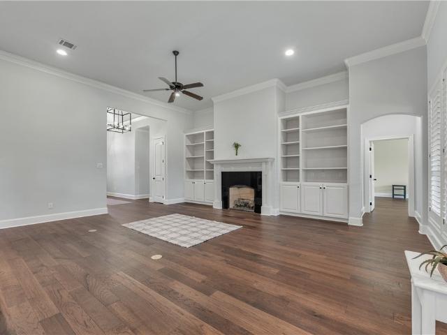 4301 Willowick Drive