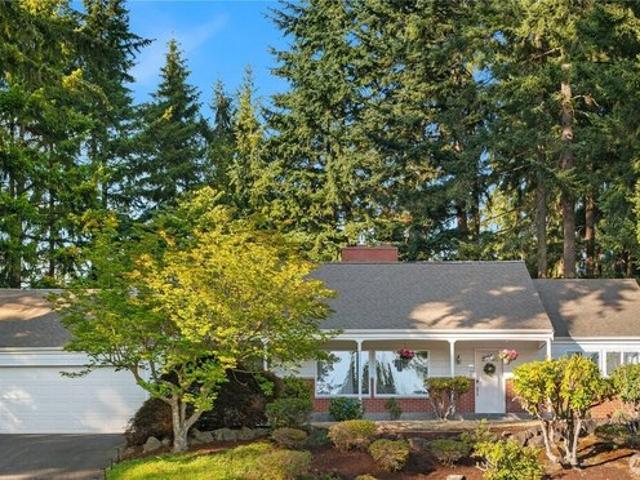 4301 72nd Ave W, University Place, WA 98466