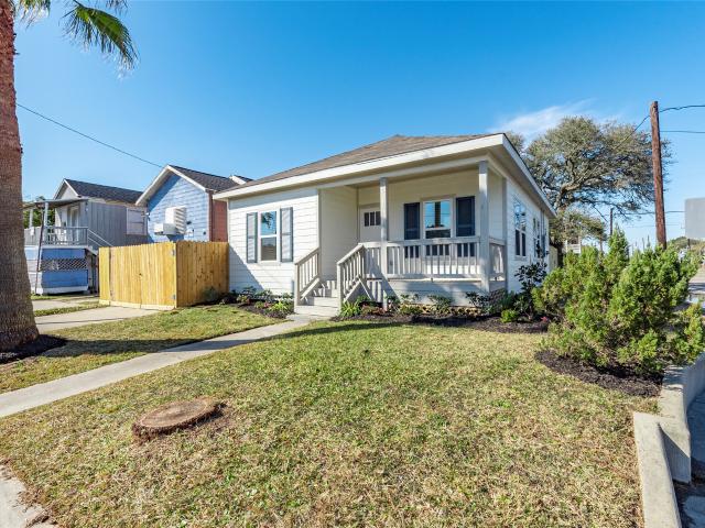 4302 Avenue R 1/2