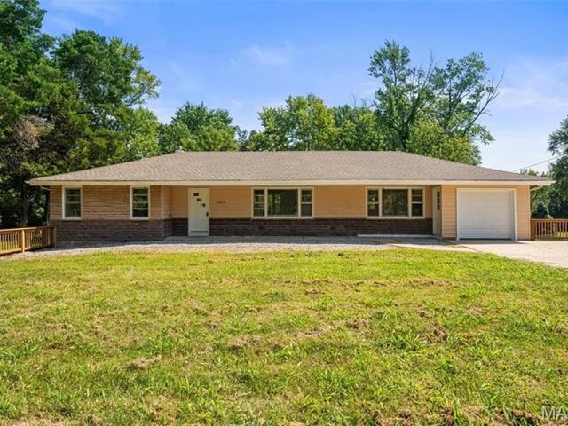 4302 Fee Rd, Bridgeton, MO 63044