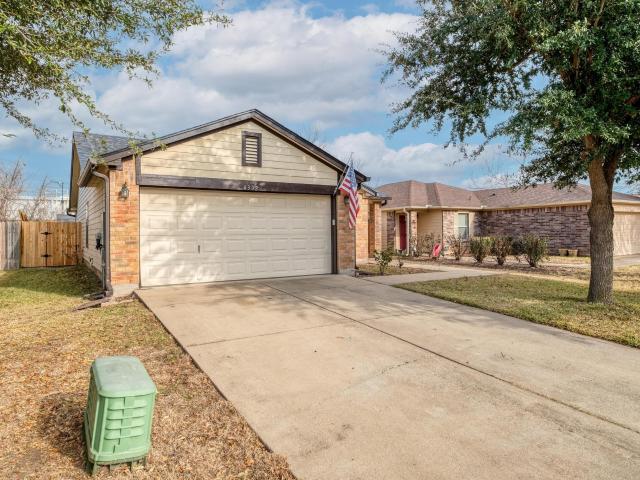 4302 Kings Canyon Dr