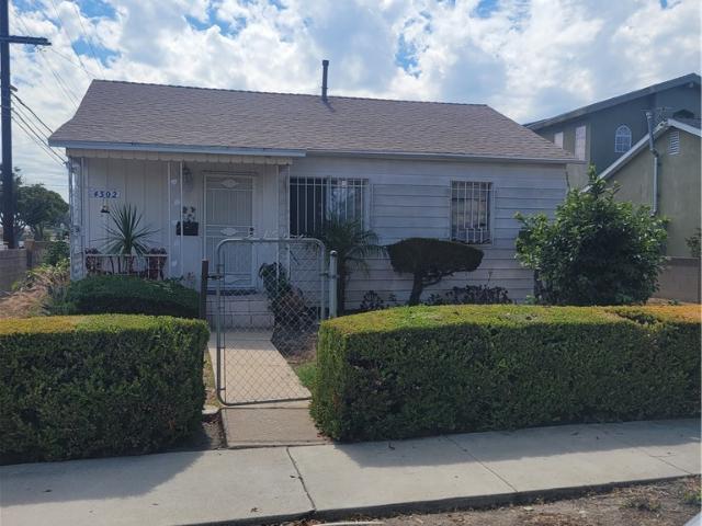 4302 W 133rd St, Hawthorne, CA 90250 | MLS #SB25222 | Compass