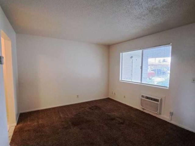 4302 4312 E Sierra Madre 1 Bedroom Apartment for Rent at 4302 E Sierra Madre Ave, Fresno, CA 93726 Sun Garden Acres