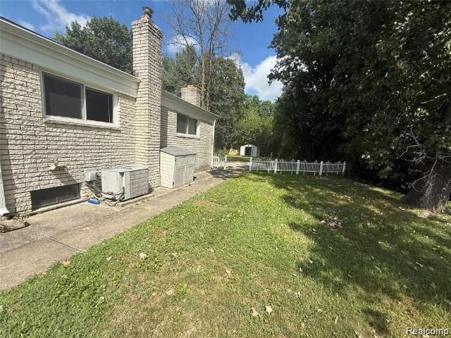 43038 Hanford Road