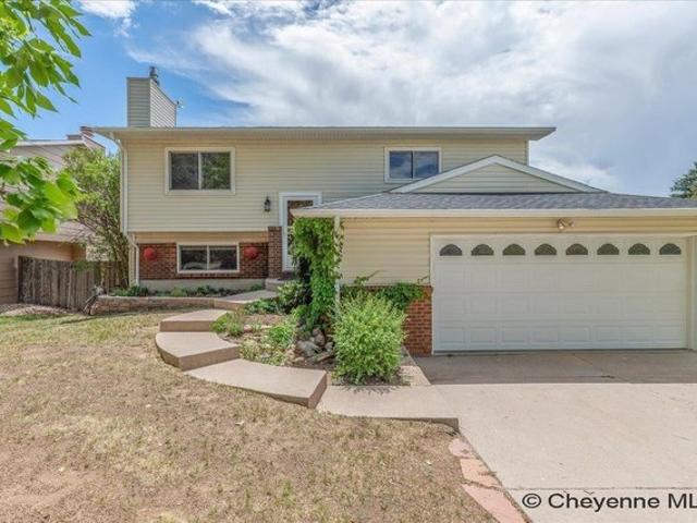 4303 Carla Dr, Cheyenne, WY 82009
