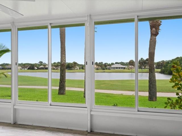 4303 Gator Trace Dr, Fort Pierce, FL 34982
