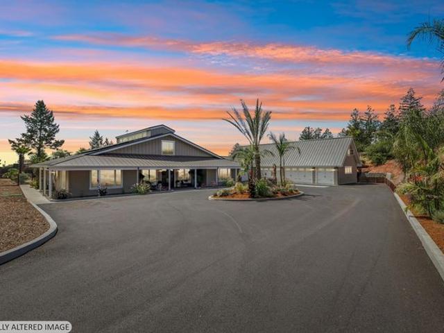 4303 Parker Hill Rd, Santa Rosa, CA 95404