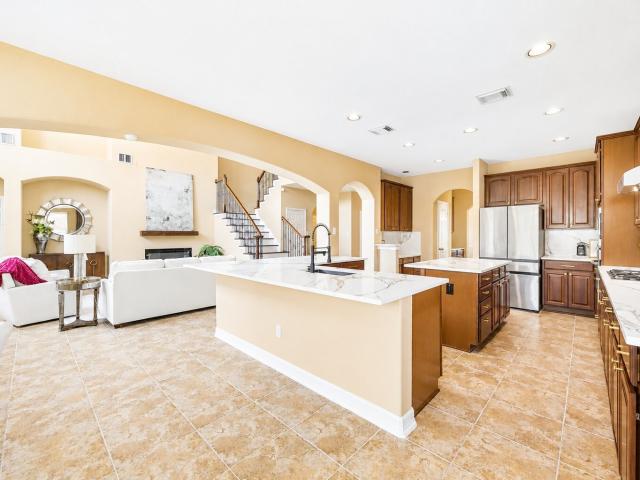 4303 Pensacola Oaks Lane