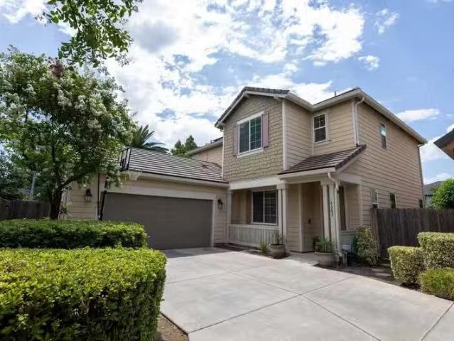 4303 Pinsapo Drive W, Fresno, CA 93722 653296732