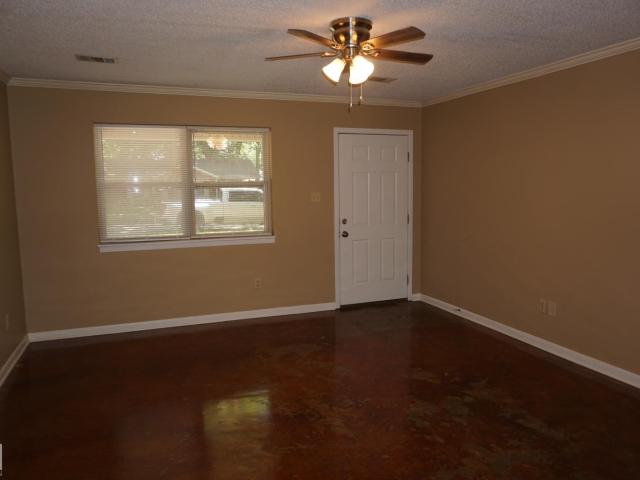 4303 Stonebrook