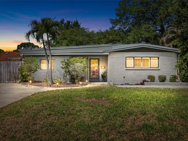 4303 S Cameron Ave, Tampa, FL 33611