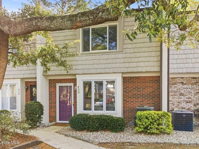 430 Cobblestone Dr, Wilmington, NC 28405