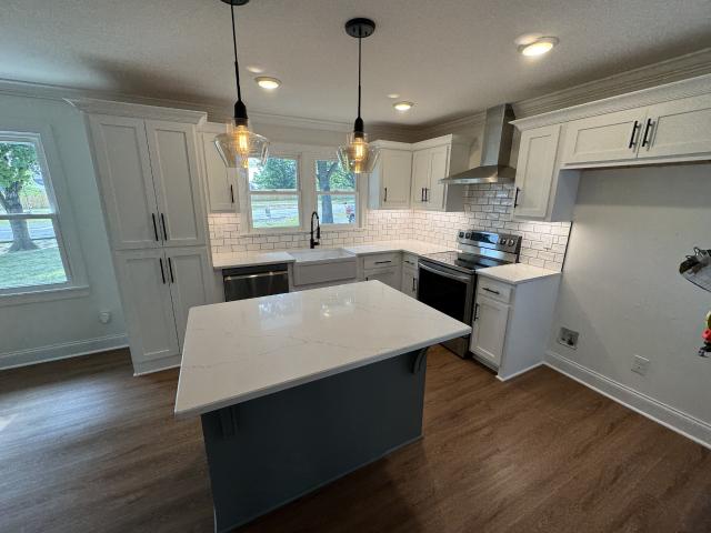 430 Carver Ln