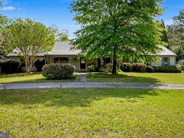 430 Antioch Rd, Fayetteville, GA 30215