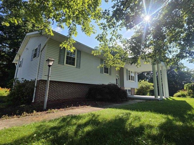430 E Main St, Kingwood, WV 26537