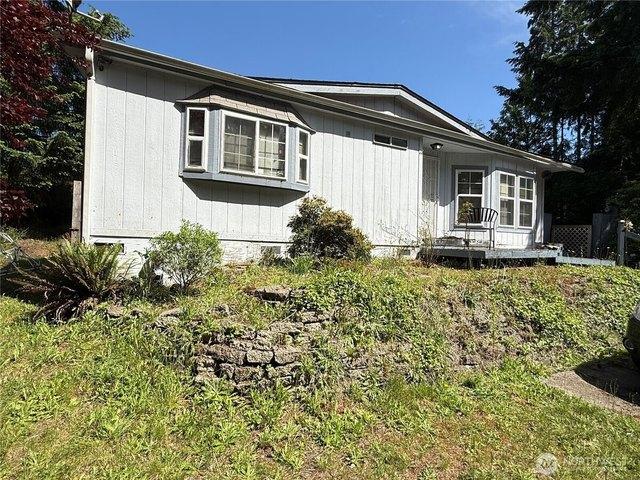 430 E Olympic Dr, Belfair, WA 98546