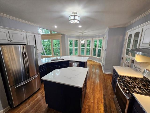 430 Eastbourne Way
