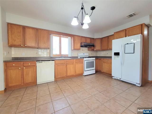 430 Elm St, Unit 2, Kearny, NJ 07032 | MLS #26008 | Compass