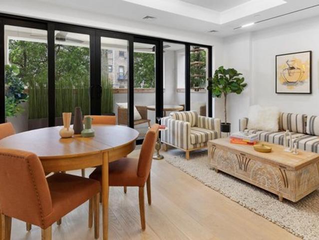 430 Kosciuszko St Unit 3, Brooklyn, NY 11221