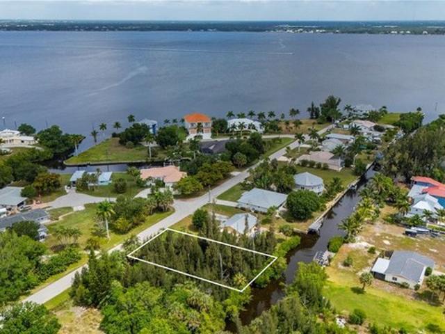 430 Klispie Dr, Punta Gorda, FL 33950